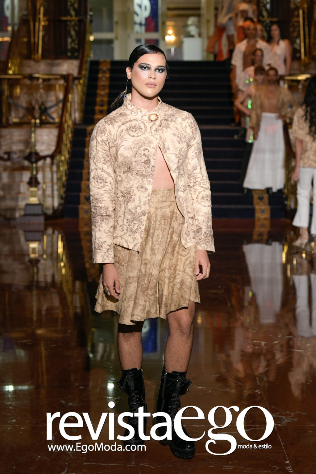 Androgynoue Models presenta su línea Natura Umbra – Ego Moda & Estilo