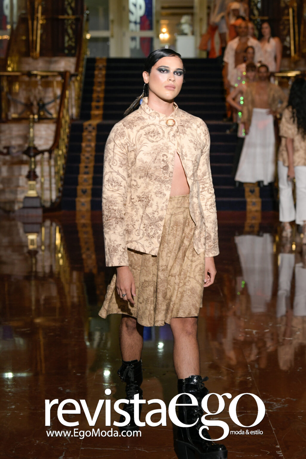 Androgynoue Models presenta su línea Natura Umbra – Ego Moda & Estilo