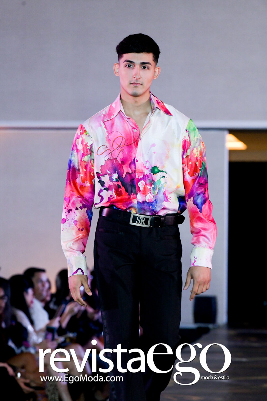 Sonia Rivera celebra sus 40 Años a TODO COLOR – Ego Moda & Estilo